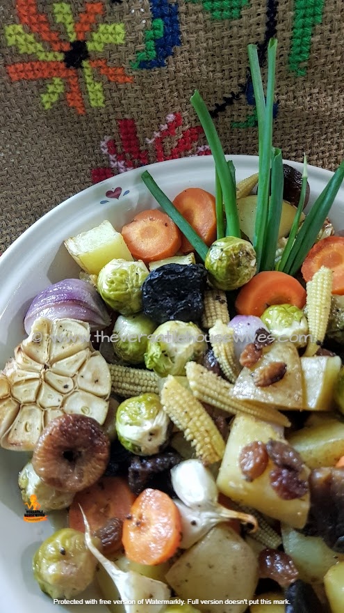 Traditional Honey Vegetables/Tsimis - The Versatile Housewives